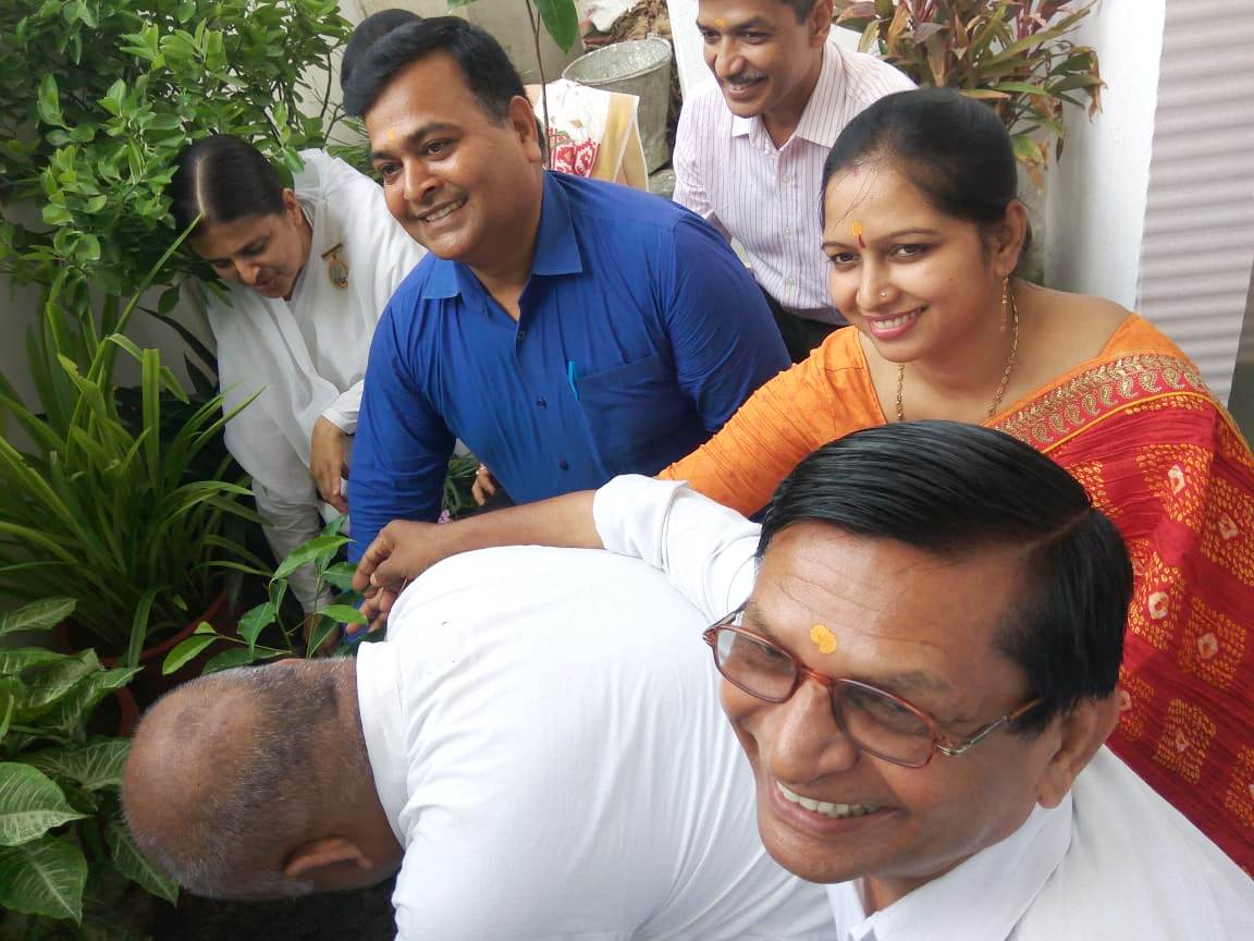 Mau.(U.P.) – Dadi Day Program, BK Vimala Didi, Dr. Arvind Srivastava ...